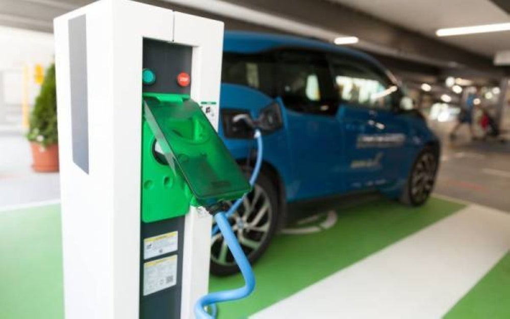 Long-distance driving experience using electric vehicle during Raya ...