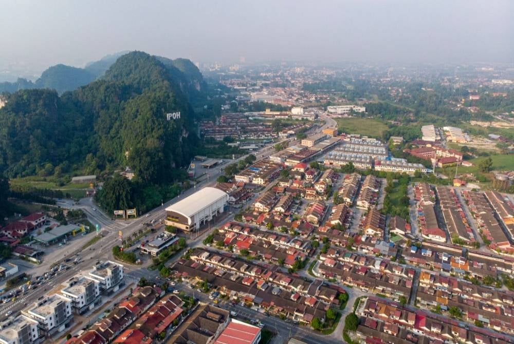Perak plans to build four people's housing projects - Sinar Daily