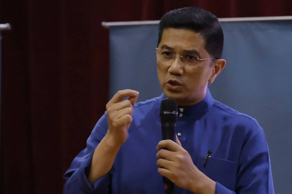 Azmin Ali to take a 'break' from politics - Sinar Daily