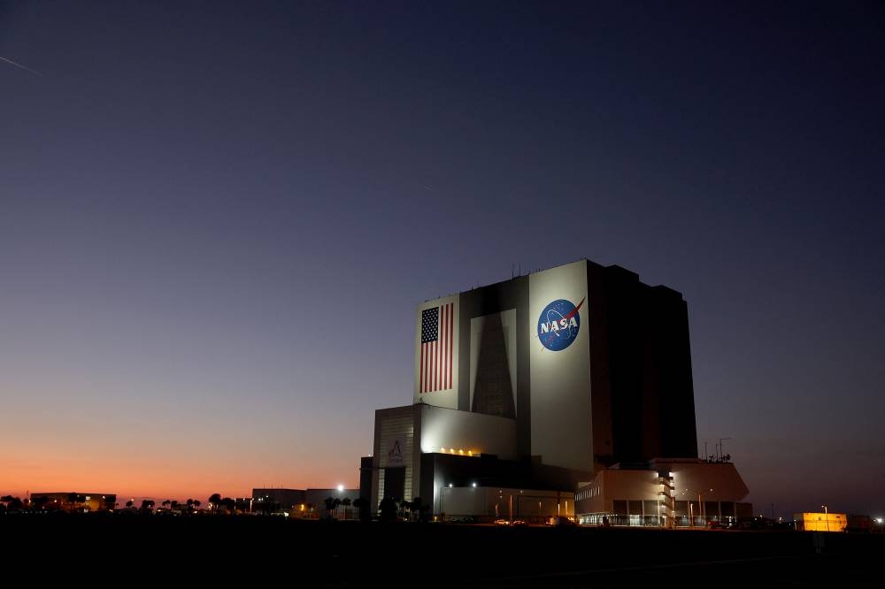 SpaceX Dragon crew to blast off for ISS - Sinar Daily