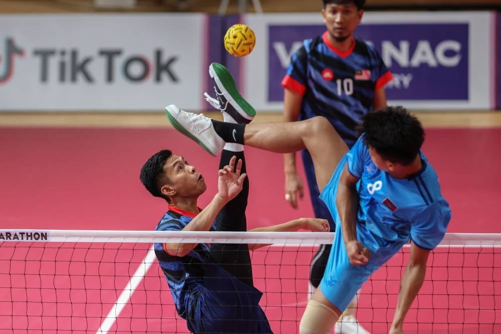 Its silver for Malaysia sepak takraw men's team - Sinar Daily