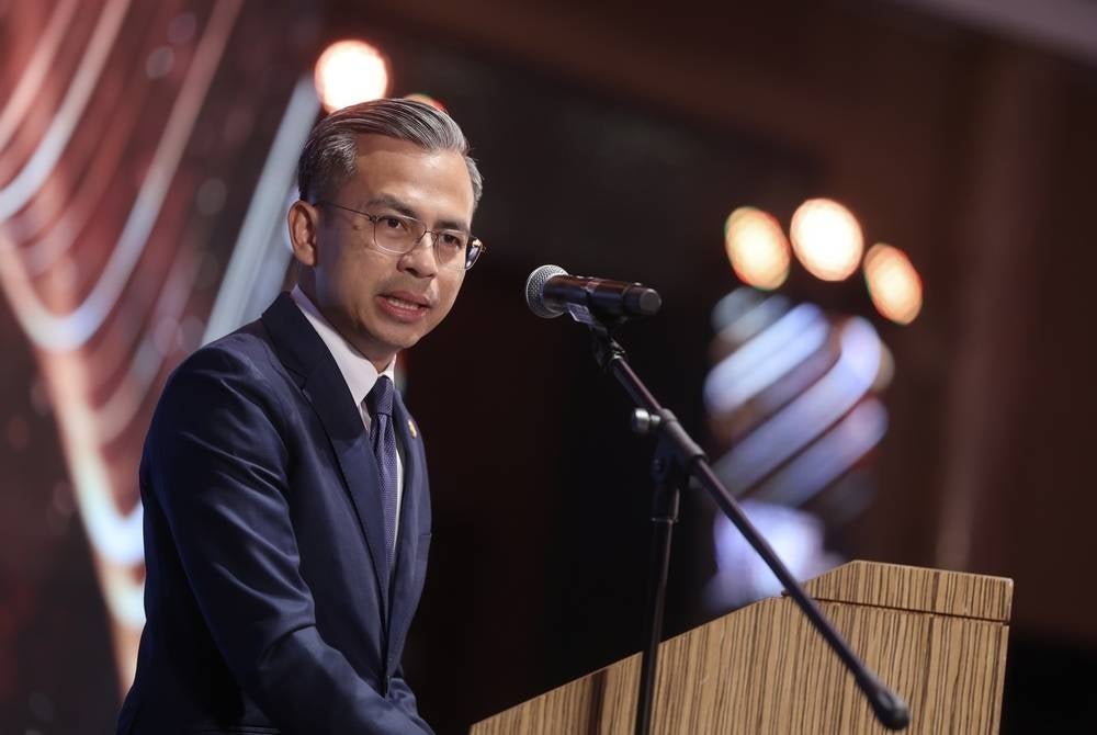 National Day celebration is for the whole country, there should be no ...