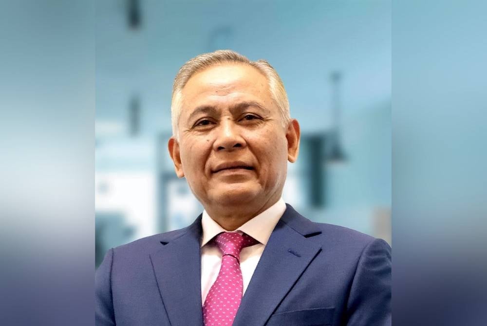 Acryl Sani heads list of Sabah award recipients - Sinar Daily