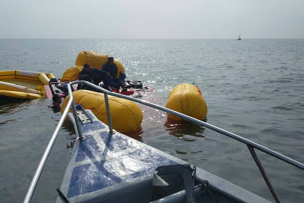 MMEA helicopter on training mission lands in water, all safe - Sinar Daily