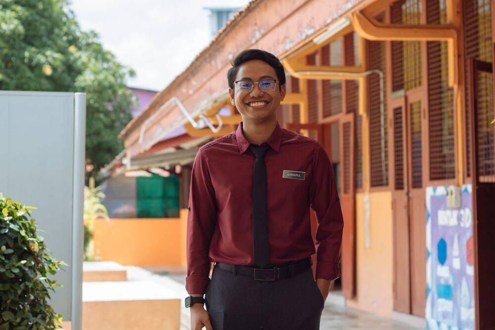 Qamarul Azarin: From site supervisor to a dedicated teacher in Sarawak ...