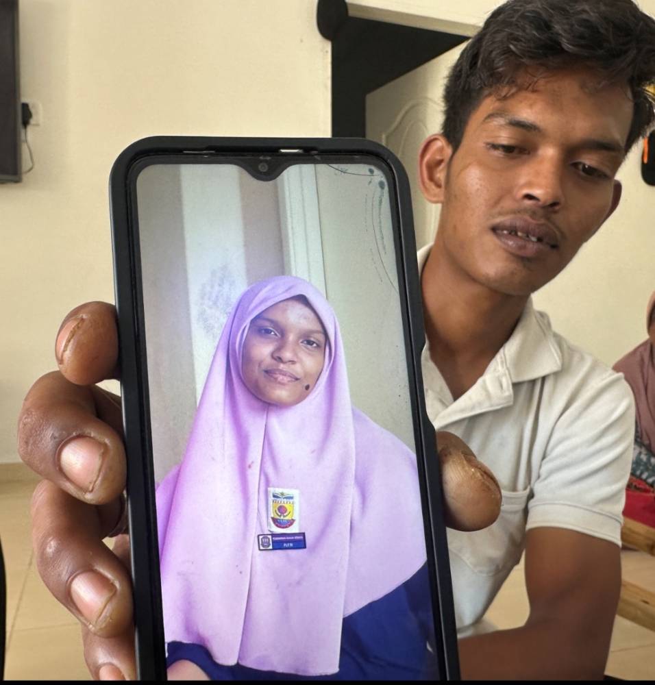 Father finds daughter's body after tragic accident in Kota Bharu - Sinar Daily