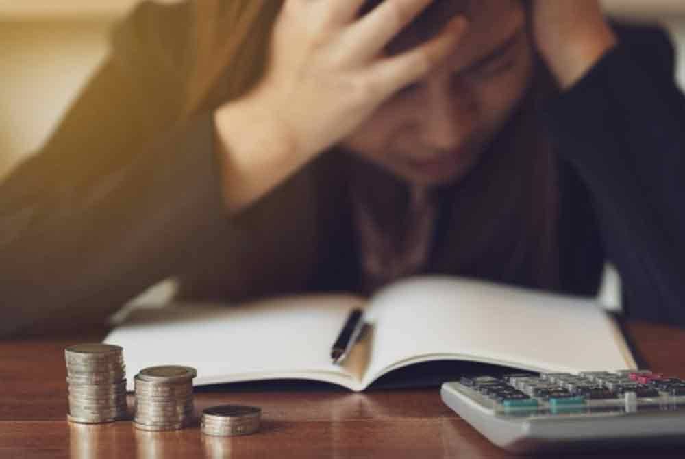 Phone scam victim remains hopeful of recovering lost funds - Sinar Daily