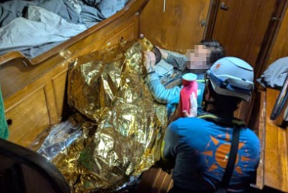 11-year-old shipwreck survivor rescued in Italy - Sinar Daily