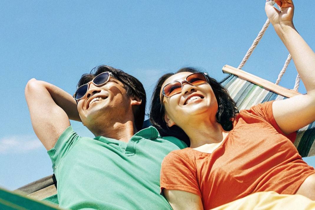 Should you quit your 9-to-5 for a micro-retirement? Let's find out ...