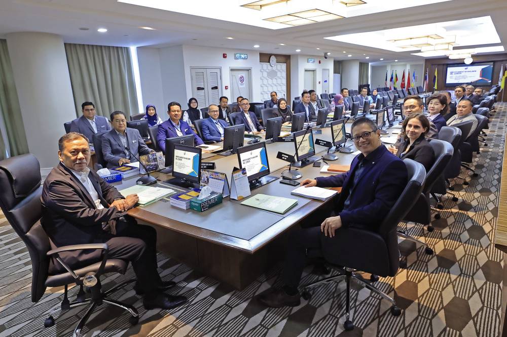 Polling on April 26 for Ayer Kuning by-election - Sinar Daily