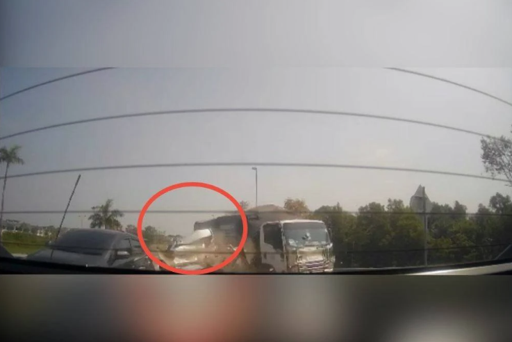 Lorry driver nabbed over six vehicle pile-up on Guthrie Highway - Sinar ...