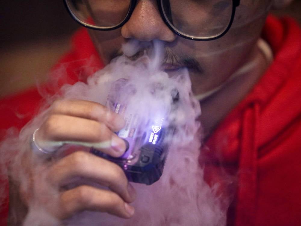 Vape poisoning among youths on worrying rise, warns National Poison ...