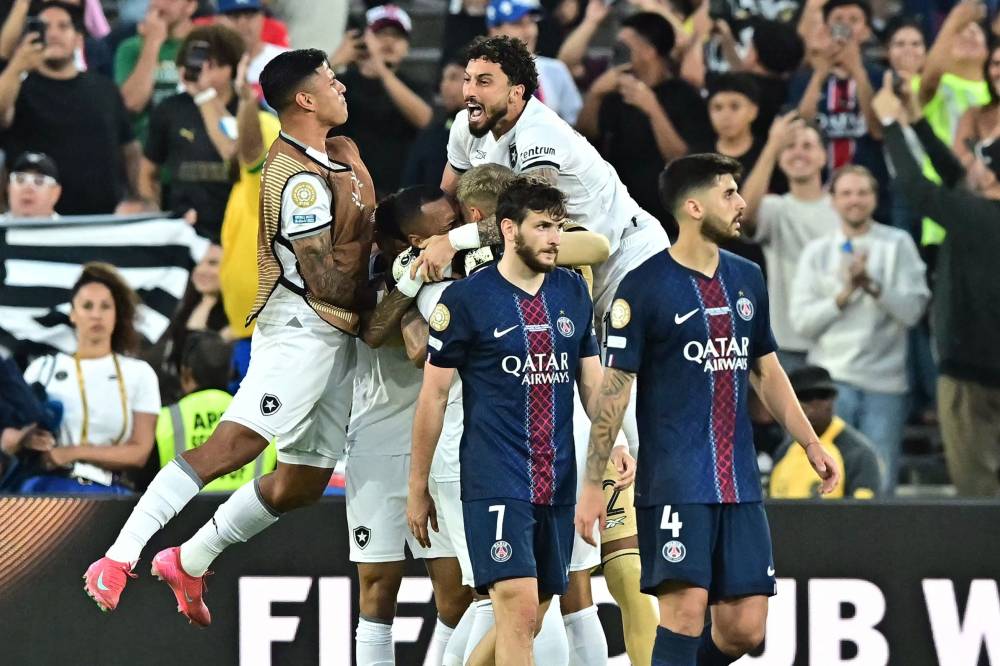 PSG stunned by Botafogo in Club World Cup upset - Sinar Daily