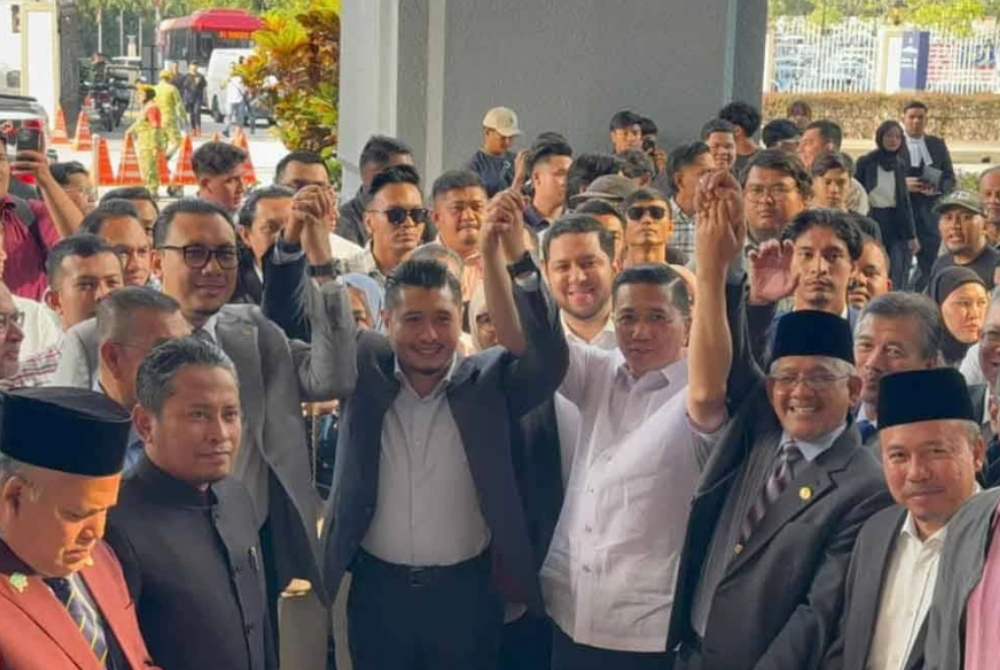 Govt's actions on free speech stand in 'stark contrast' to promises ...