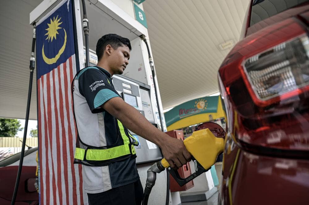 Without Budi95, T20 enjoys more benefits than B40 – Rafizi - Sinar Daily