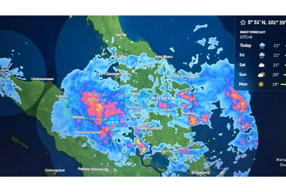 Tropical storm Senyar to hit Selangor, Perak, parts of Pahang from ...