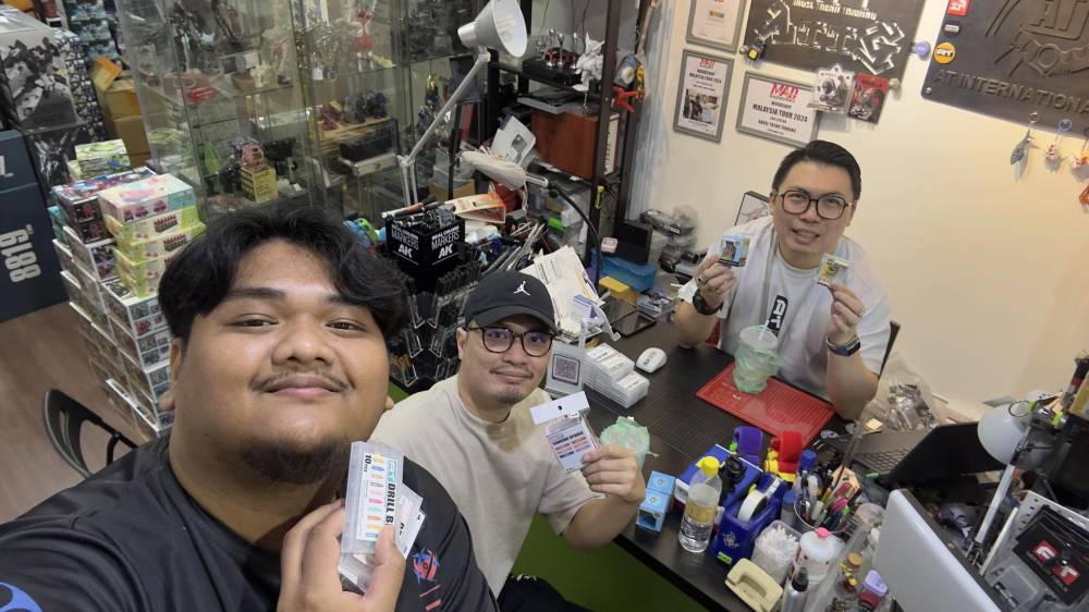 Art toys bring Malaysia’s iconic cartoon characters back to life ...