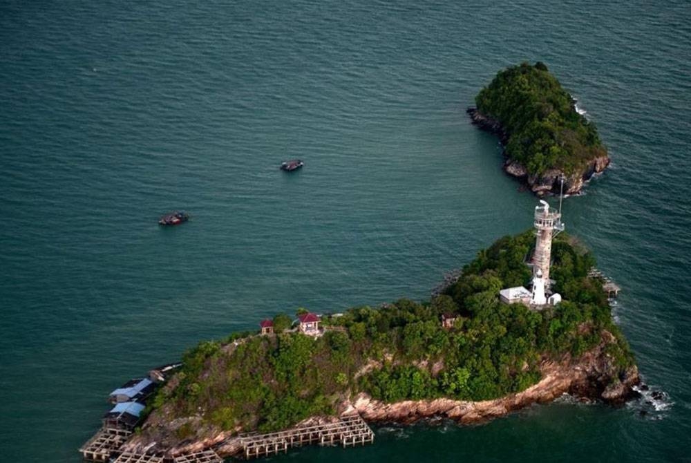Sekadar nama Selat Melaka - Sinar Premium