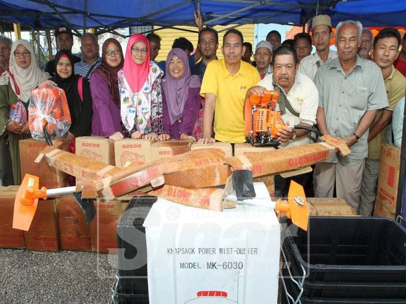 43 pekebun buah terima insentif MyGap - Sinar Harian