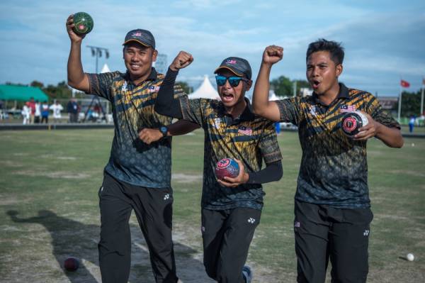 Tiga emas boling padang hadiah paling bermakna atlet negara - Sinar Harian