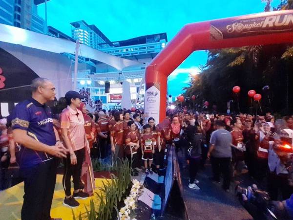International Songket Run 2.0 cipta rekod Malaysia Book of Records ...