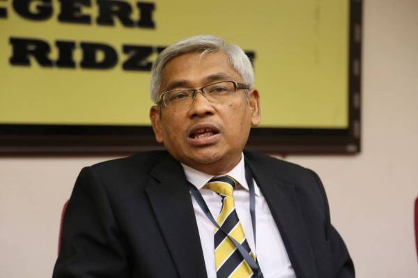Kerajaan baharu Perak tak lama bertahan: Aziz Bari - Sinar Harian