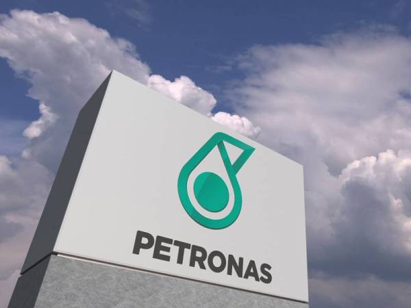 Covid-19: 80 pekerja Petronas di Iraq dipindahkan - Sinar Harian