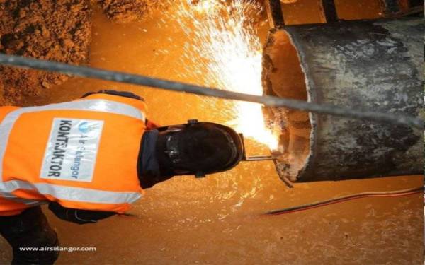Paip pecah: 15 kawasan belum terima bekalan air - Sinar Harian