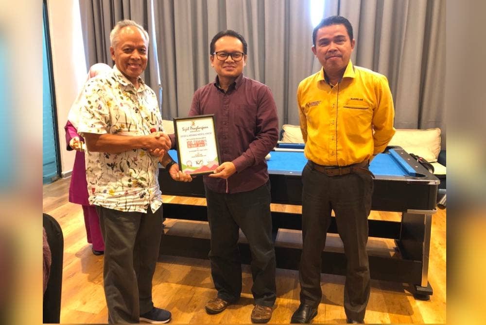 Sekolah 100 tahun jimat elektrik - Sinar Harian