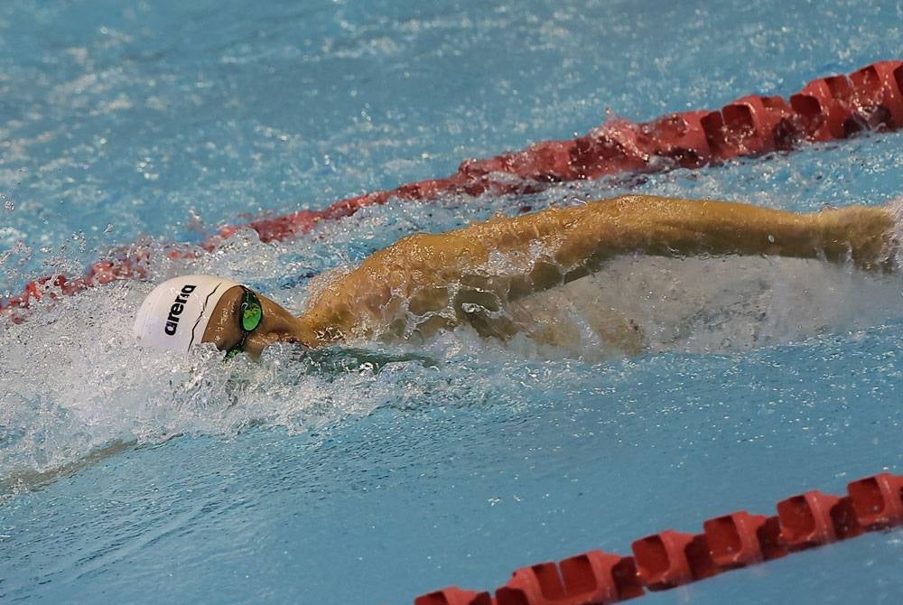 Kuartet renang lelaki raih perak, lebur rekod kebangsaan - Sinar Harian