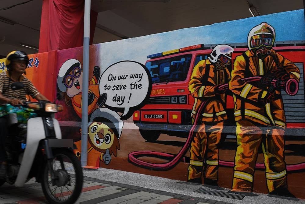Mural aksi bomba - Sinar Harian