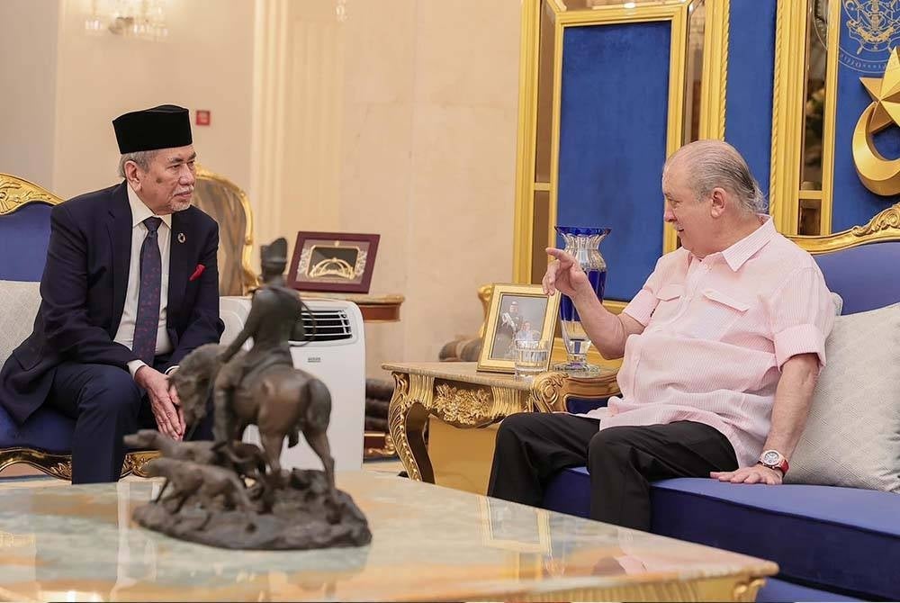 Sultan Ibrahim berkenan terima menghadap Wan Junaidi - Sinar Harian