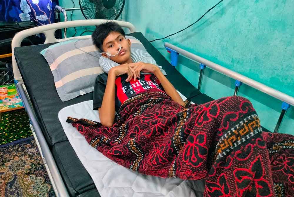 Penghantar makanan rayu anak terlantar sakit perlu bantuan susu khas ...