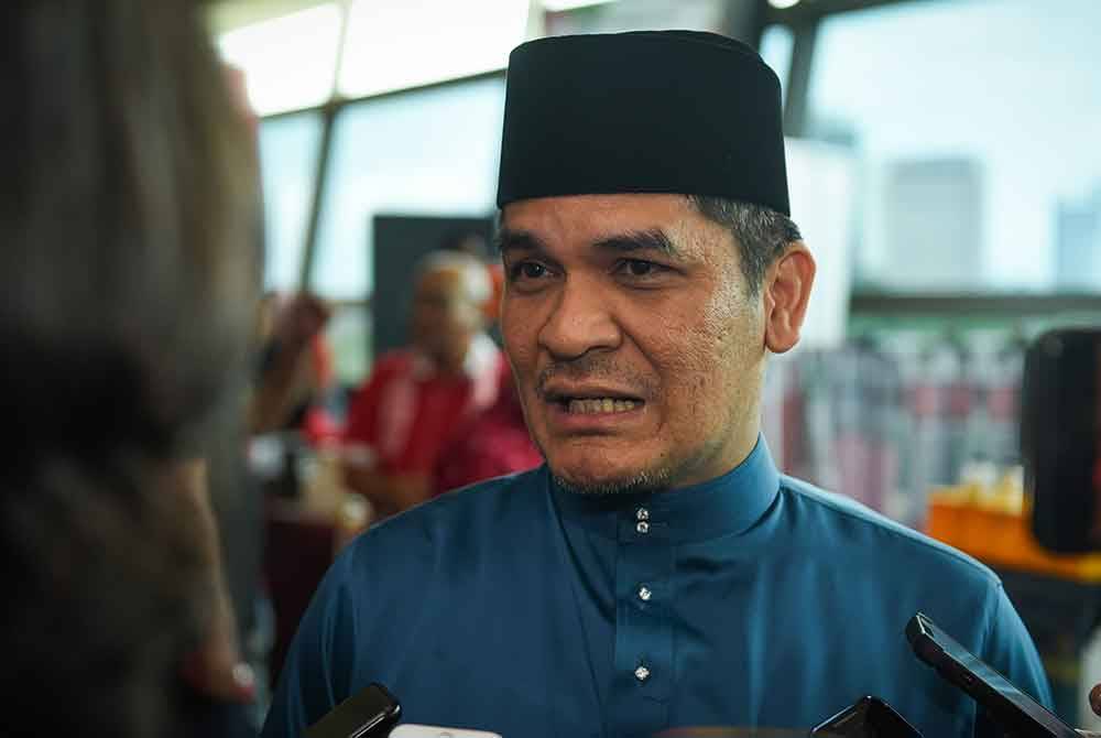 Tak perlu 'sembang kencang', rakyat nak tengok hasil - Radzi Jidin ...