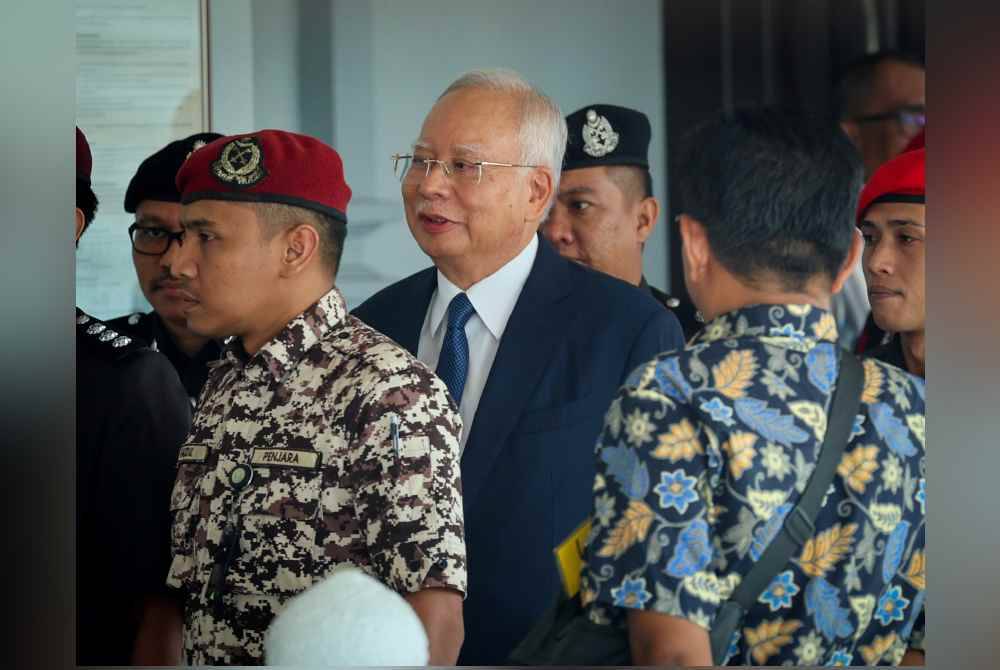 Agong ke-16 pertimbang beri pengampunan penuh pada Najib - Peguam ...