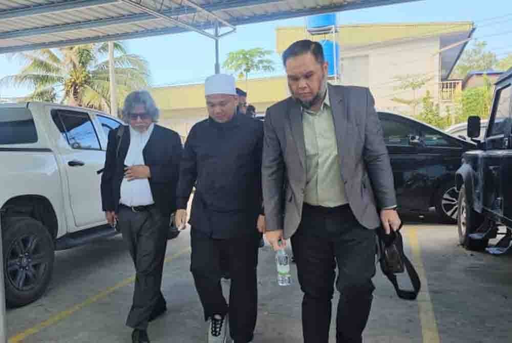 Kes Ebit Lew: Suara lantang pengadu bertukar tangisan - Sinar Harian