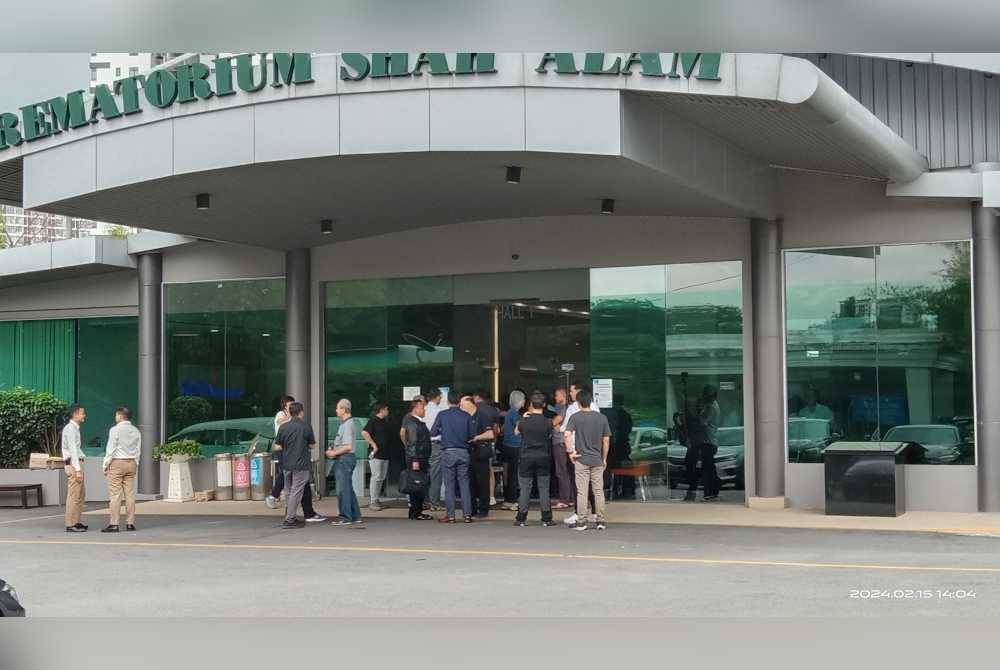 Suasana pilu selubungi upacara penghormatan terakhir Daniel Yee - Sinar ...