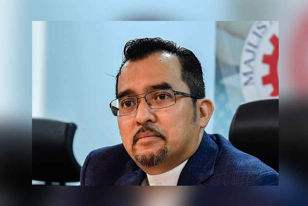 'Dr Akmal akan dibantu penasihat undang-undang UMNO' - Asyraf Wajdi ...