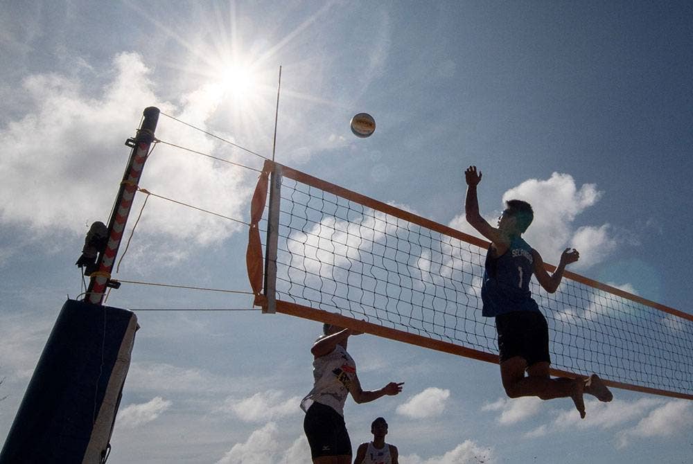 Bola Tampar Pantai LISC 2024 - Sinar Harian