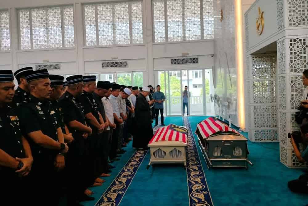 Serangan Balai Polis Ulu Tiram: 500 anggota, pegawai polis sertai solat ...