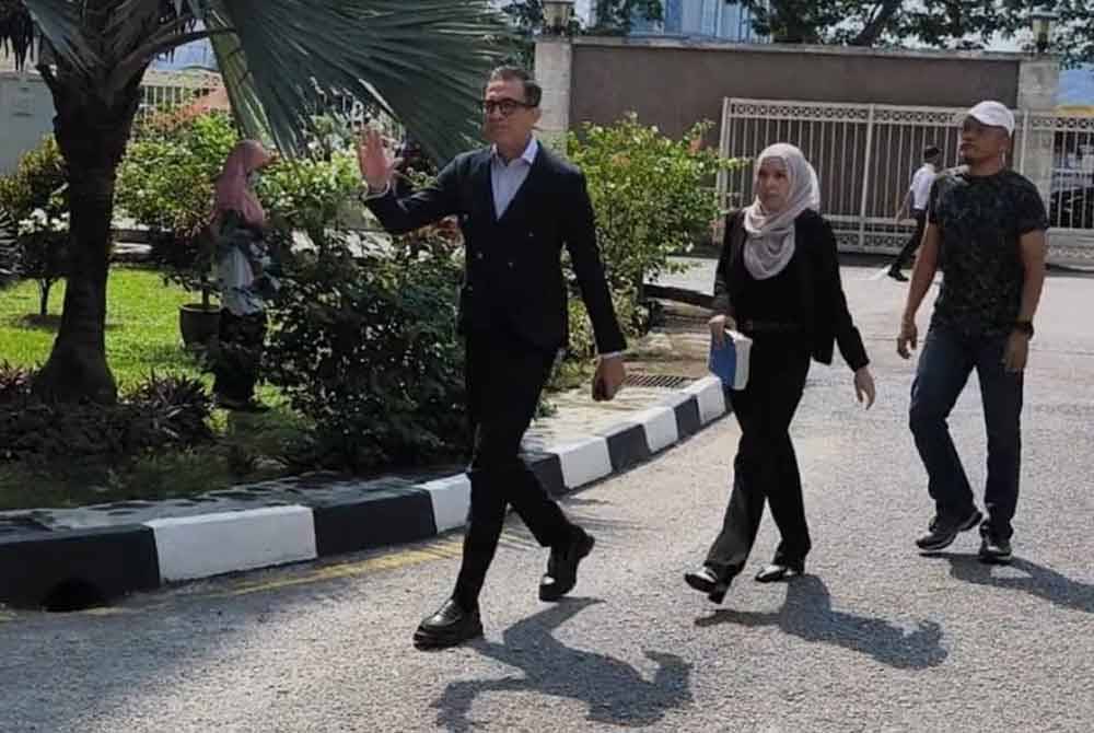 Dua peguam ibu bapa Zayn Rayyan tiba di mahkamah - Sinar Harian