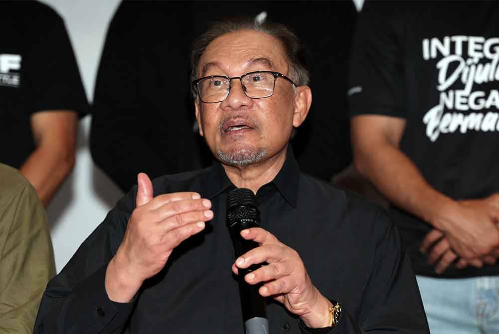 Kerajaan tidak campur tangan kreativiti karya seni - Anwar - Sinar Harian
