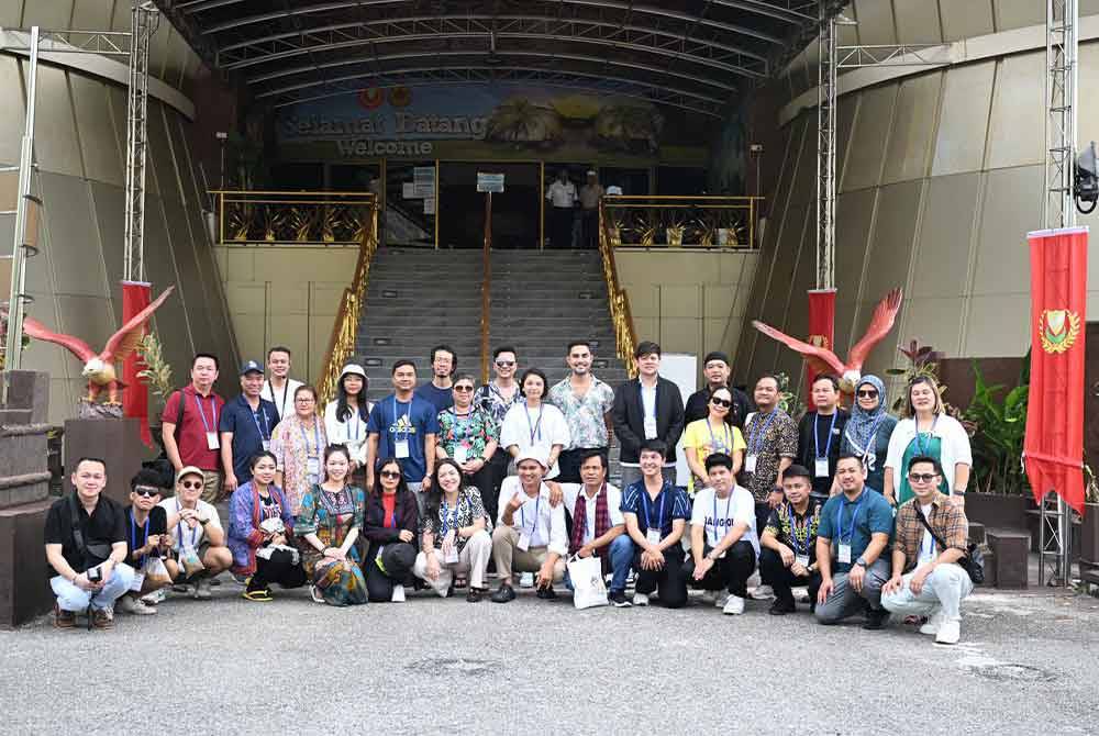 AHT bawa penggiat seni rentas 3 negara ASEAN naik kereta api - Sinar Harian