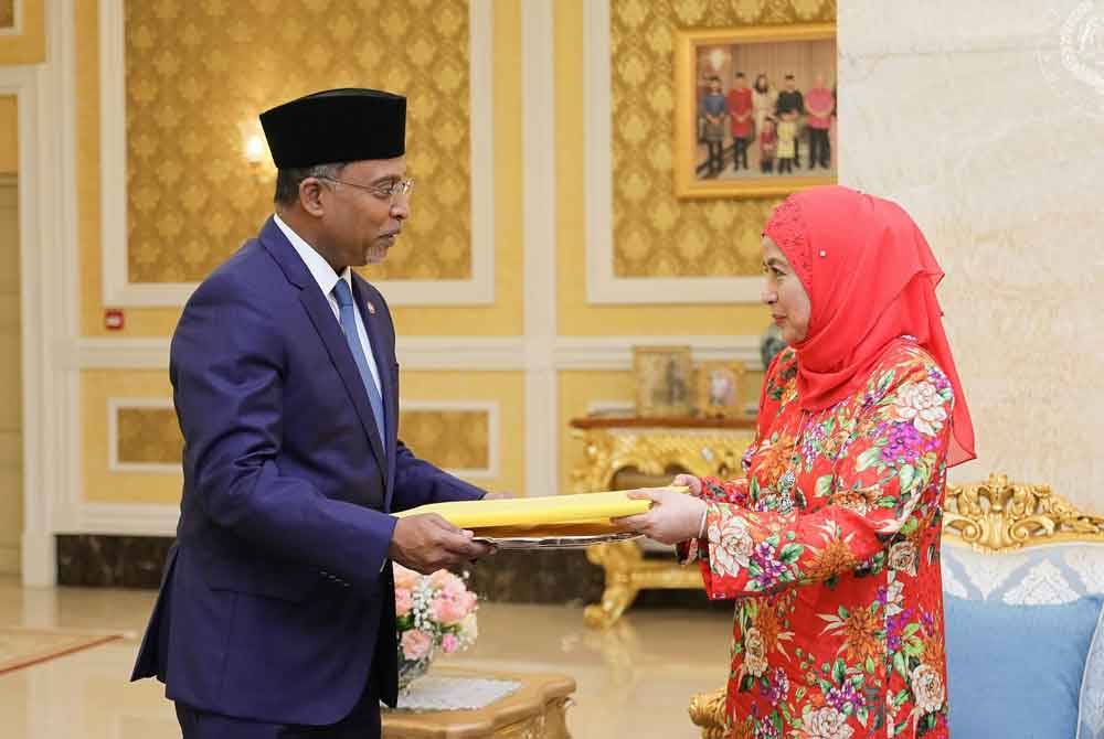 Raja Zarith Sofiah dilantik semula sebagai Canselor UTM - Sinar Harian