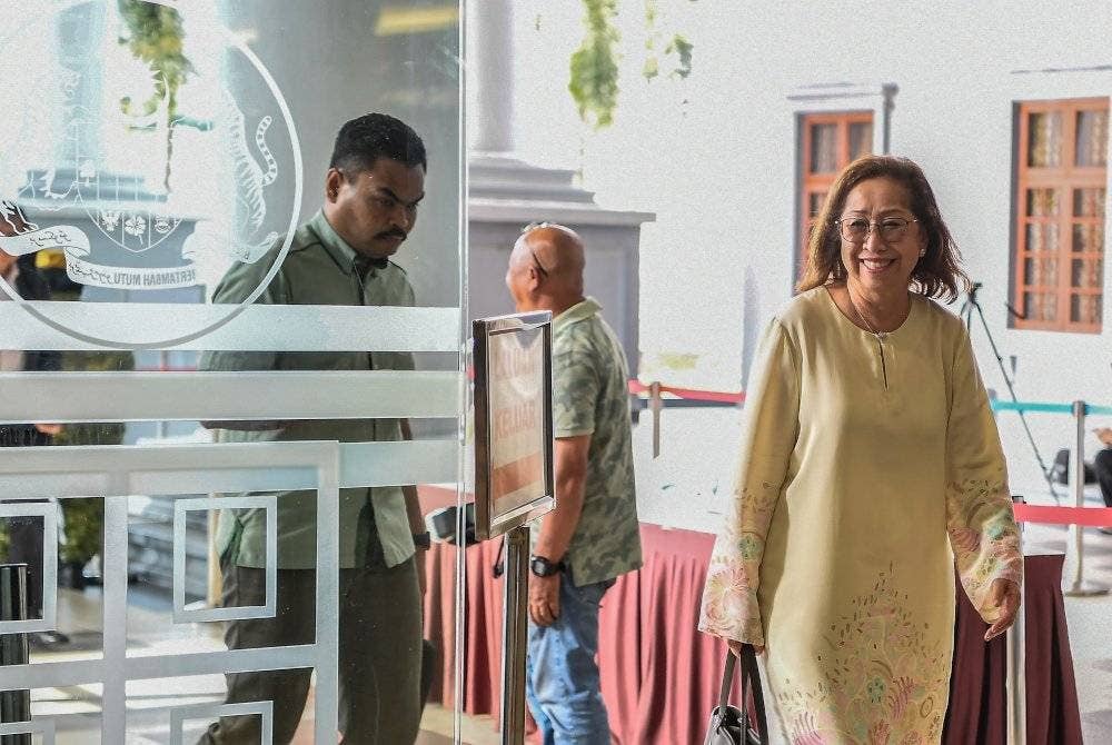 Na'imah gagal tangguh sementara perintah bayar tunggakan cukai RM3I3 ...