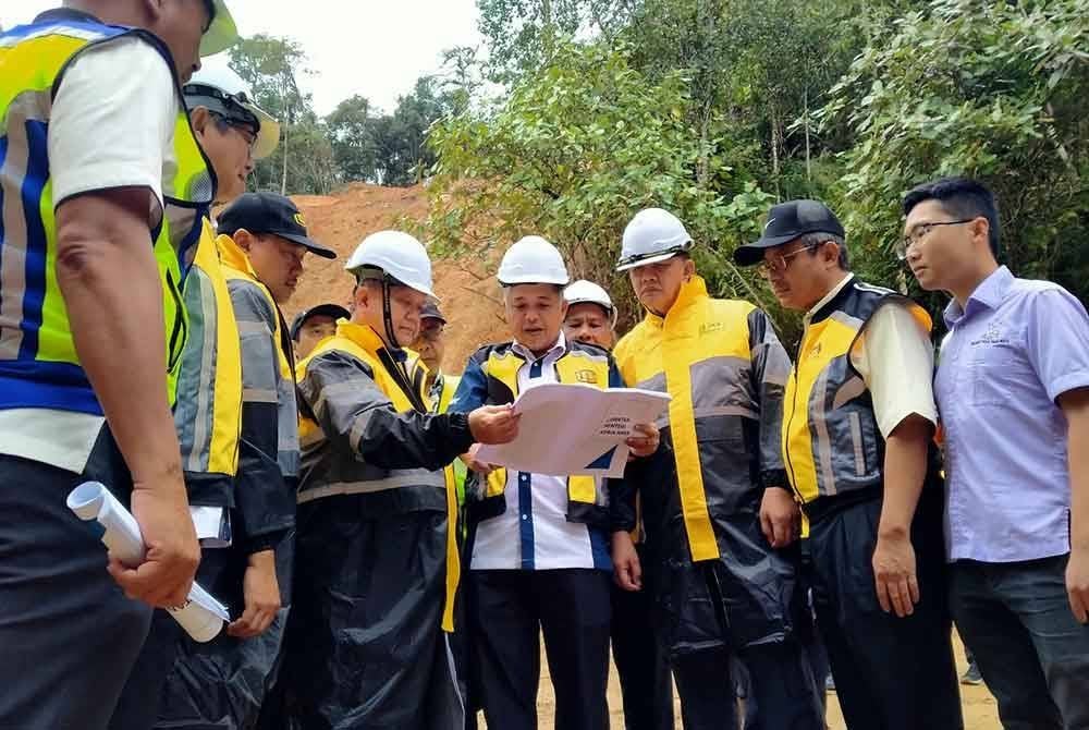 Tanah runtuh: Jalan Simpang Pulai-Cameron Highlands dibuka semula 25 ...