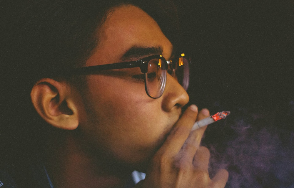 Akta 852 untuk tamatkan generasi perokok dan vaping - Sinar Harian