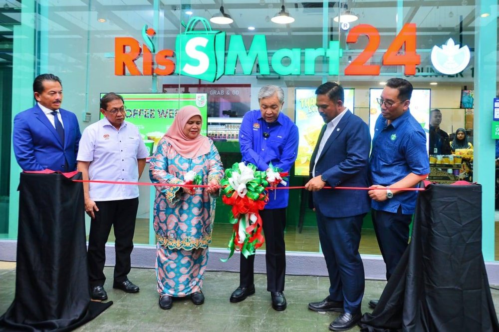 Komitmen RISDA perluas pasaran produk usahawan melalui RisSMart24 ...