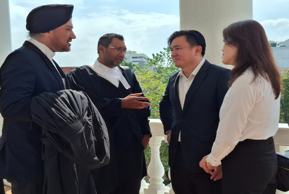 [VIDEO] Mahkamah Tinggi tolak keterangan saksi tambahan Paul Yong ...