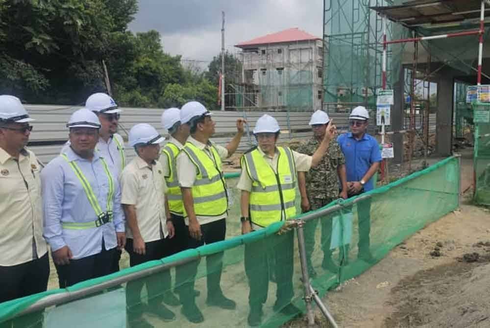Pembinaan RKAT Kem Lok Kawi dijangka siap hujung tahun ini - Ahmad ...